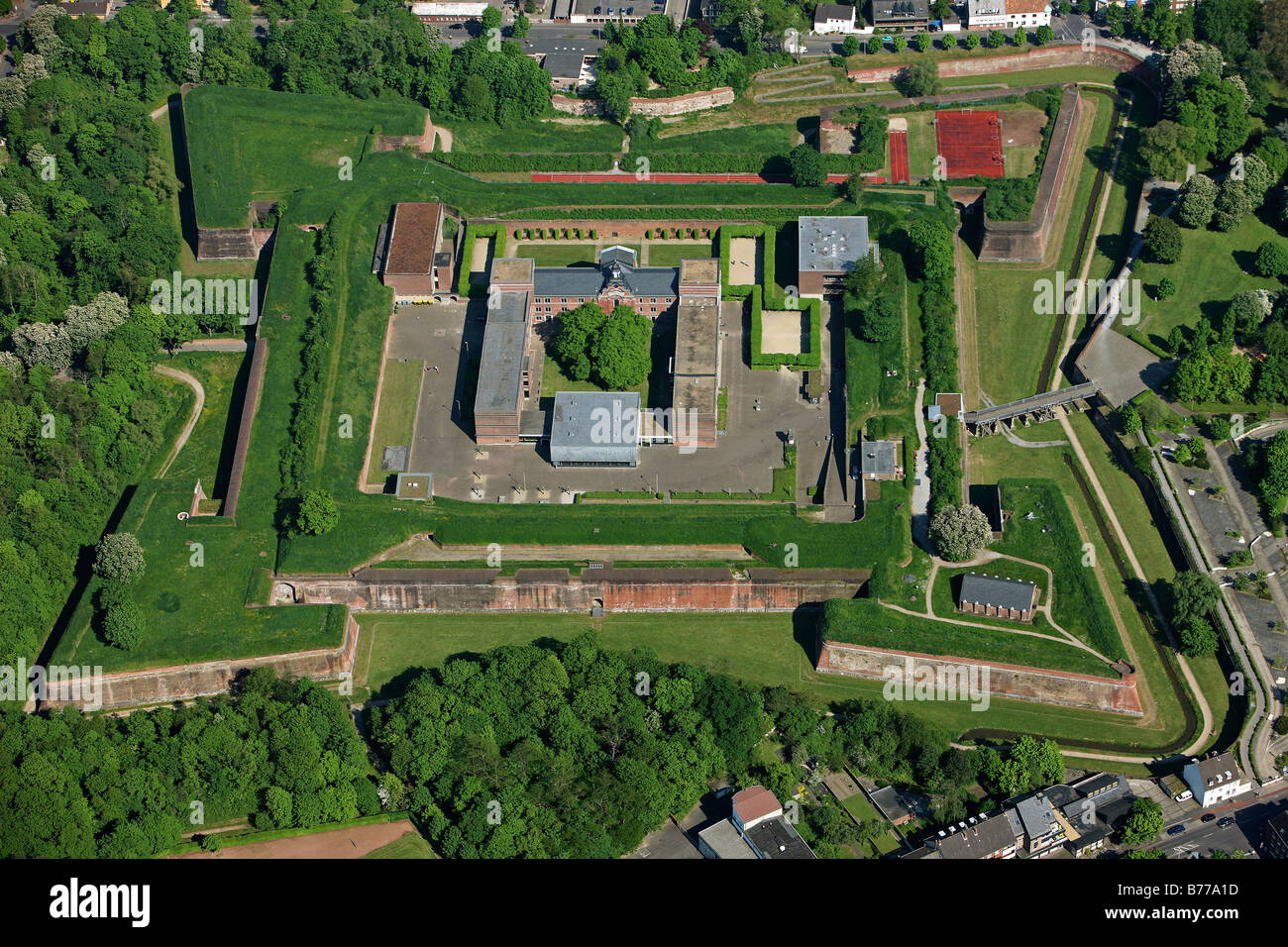 Bastion stronghold citadel hi-res stock photography and images - Alamy
