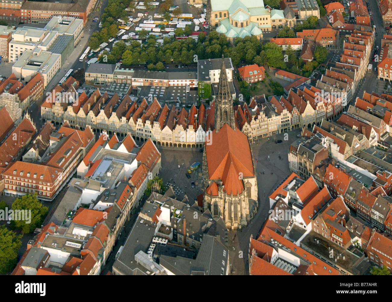 Aerial photograph, Muenster city centre with Prinzipalmarkt and St ...