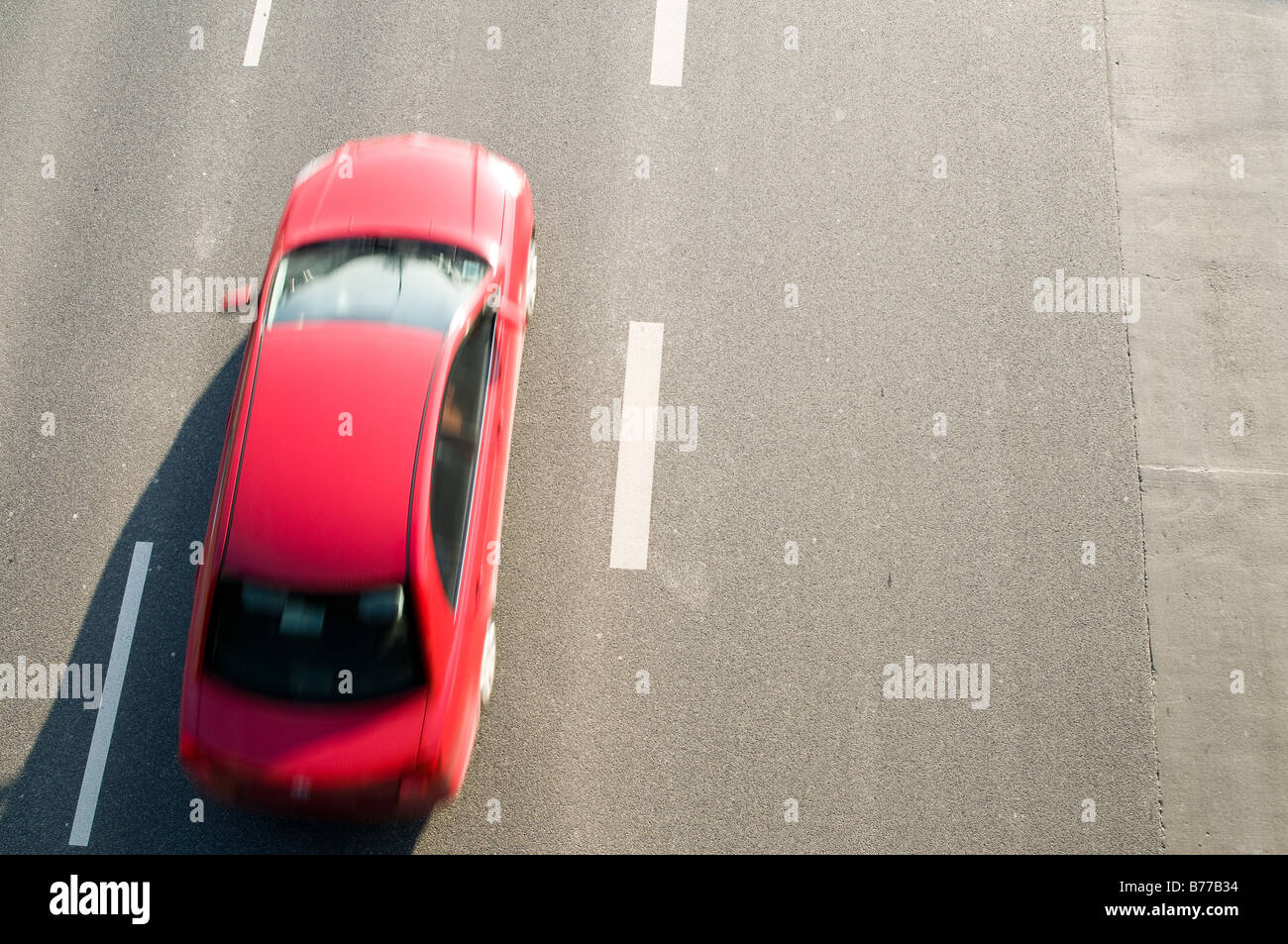 Auto speed hi-res stock photography and images - Alamy