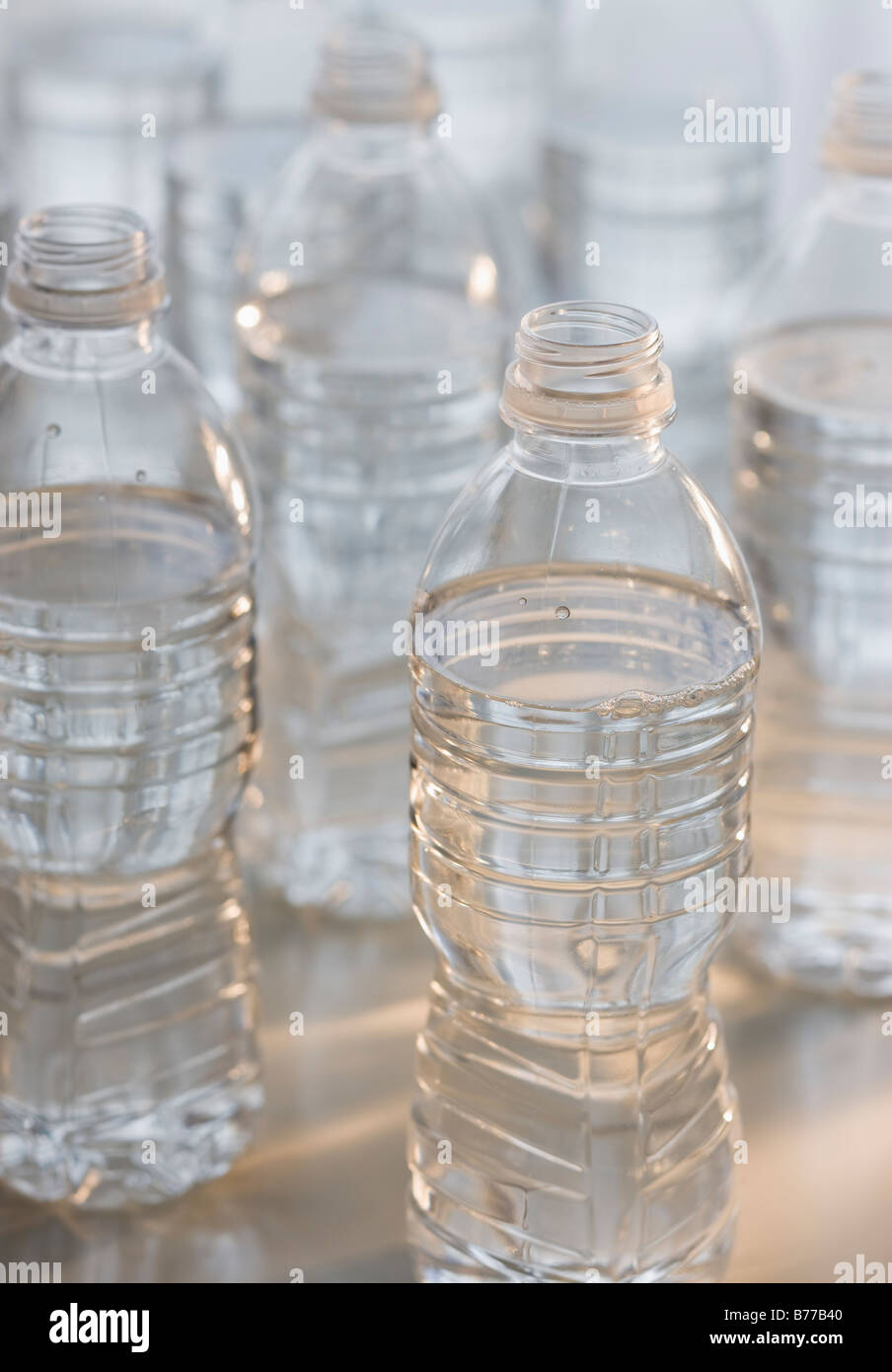 Reusable water bottles hi-res stock photography and images - Alamy