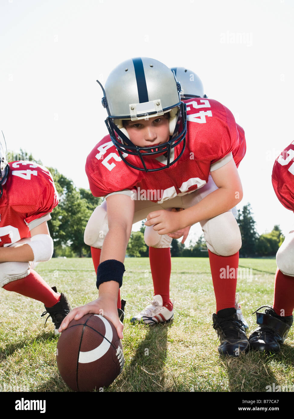 Football lineman hi-res stock photography and images - Alamy