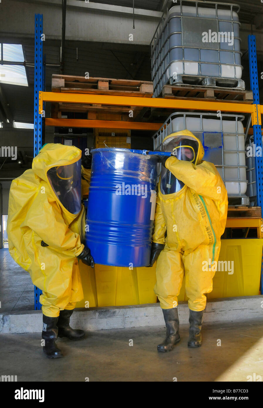 Fire crew in practice Stock Photo - Alamy