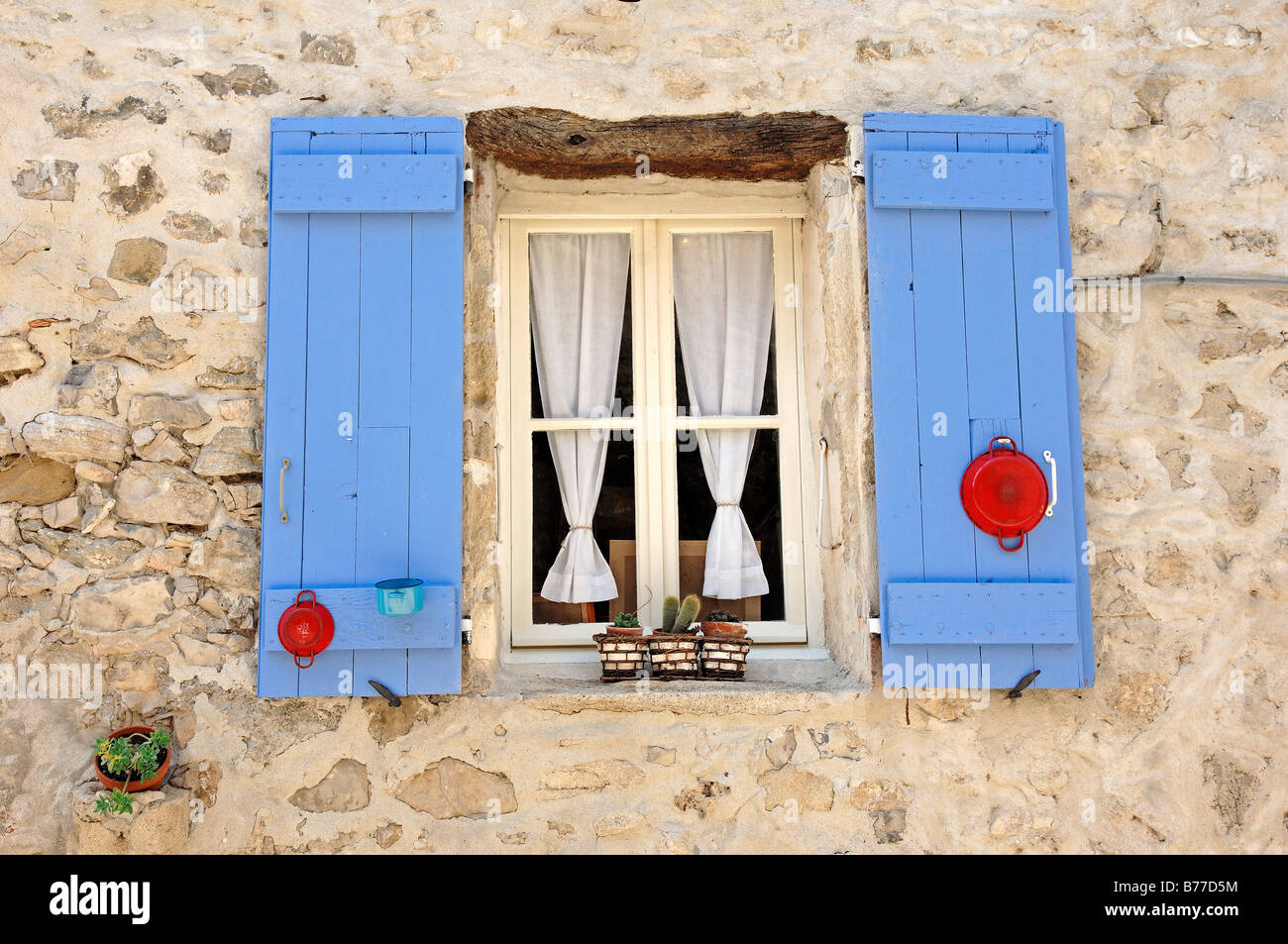 French blue shutters hi-res stock photography and images - Alamy