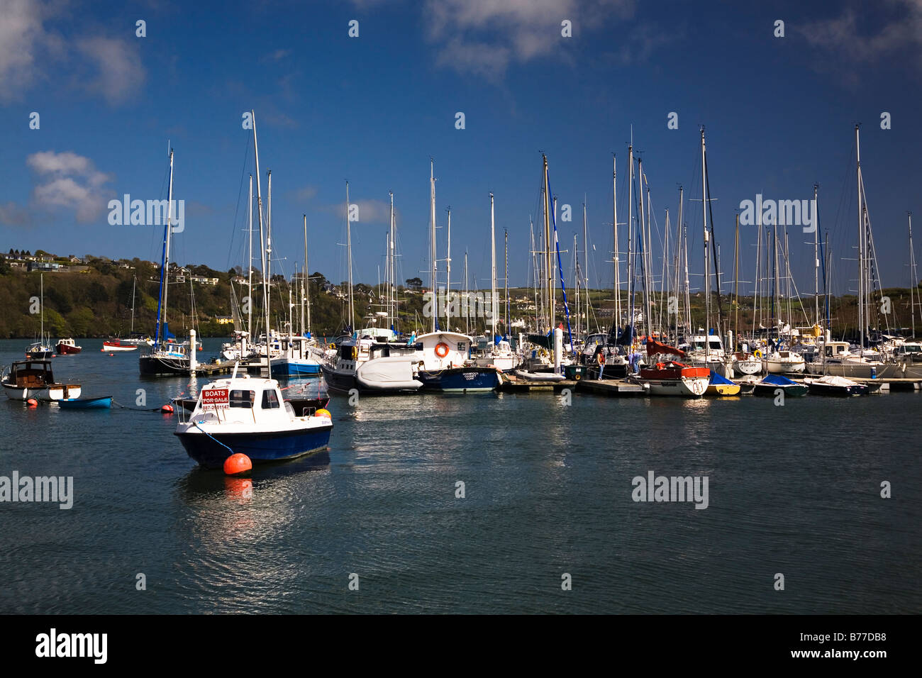 Irish holiday destination kinsale hi-res stock photography and images ...