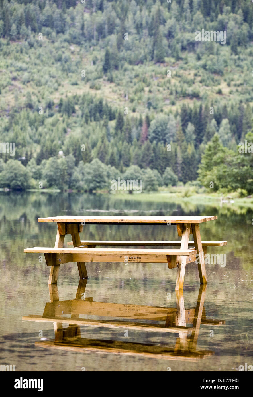 Picnic table lake in hi-res stock photography and images - Alamy