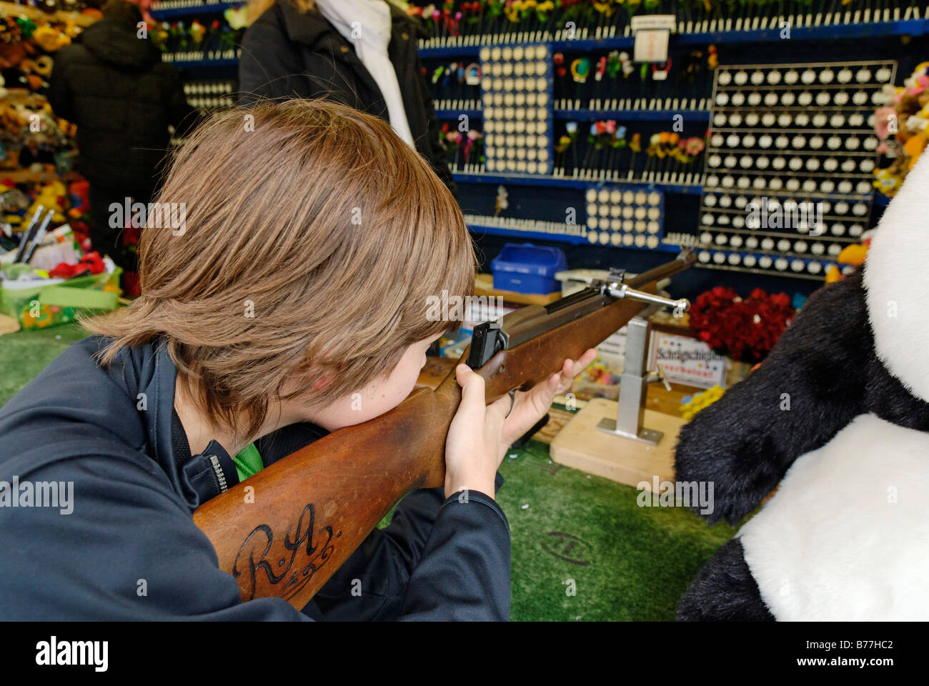 Shooting gallery hi-res stock photography and images - Alamy