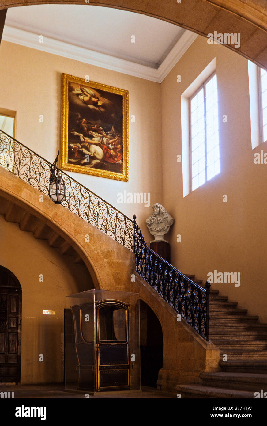 Vieil aix hi-res stock photography and images - Alamy