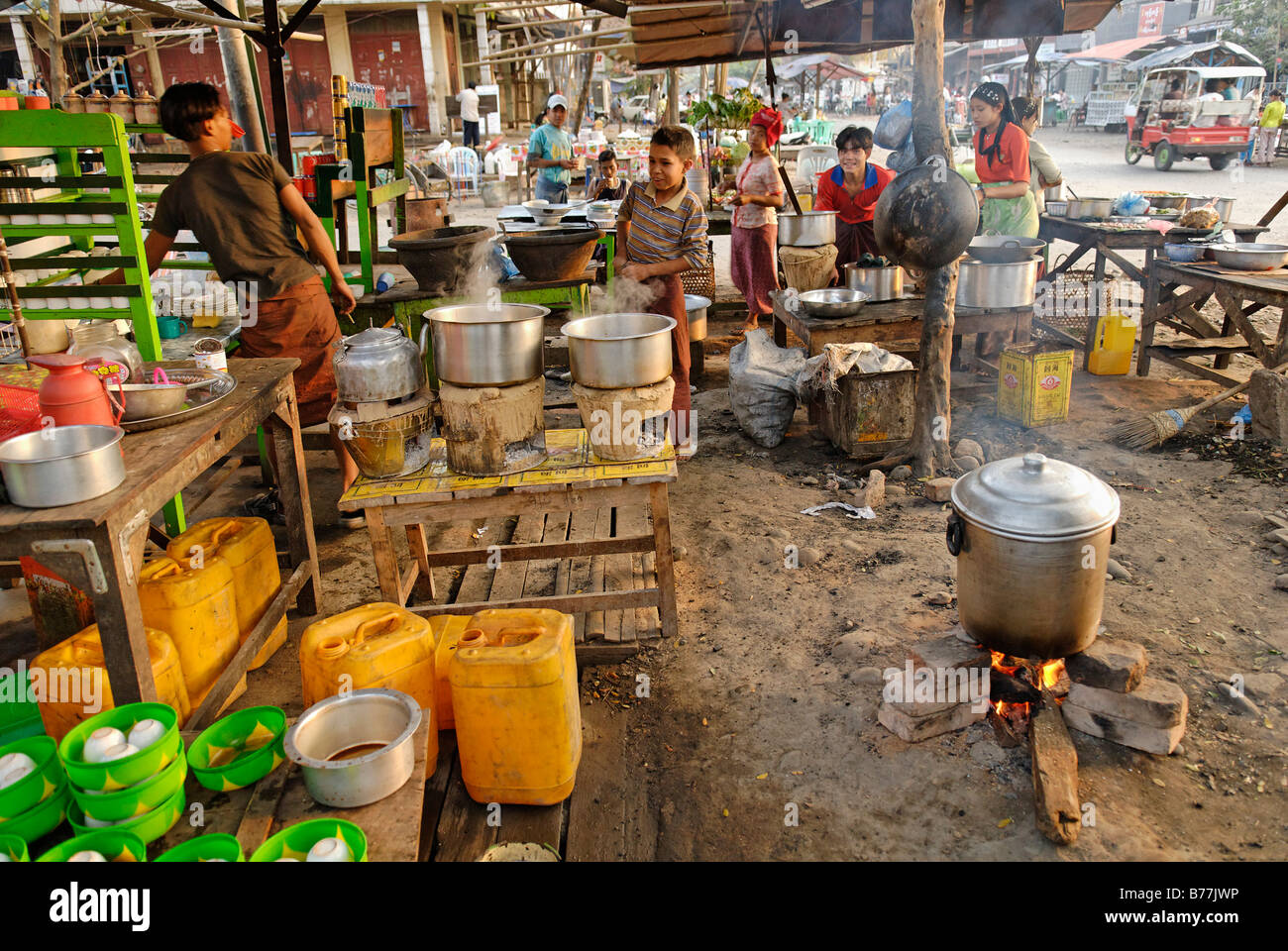 Kachin food hi-res stock photography and images - Alamy