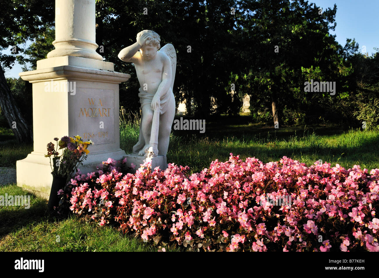 Mozart grave hi-res stock photography and images - Alamy