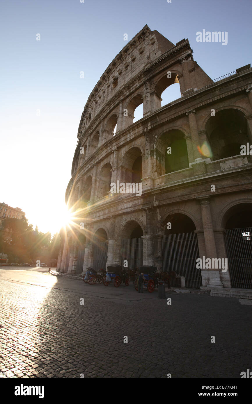 Colosseum sunrise rome italy hi-res stock photography and images - Alamy
