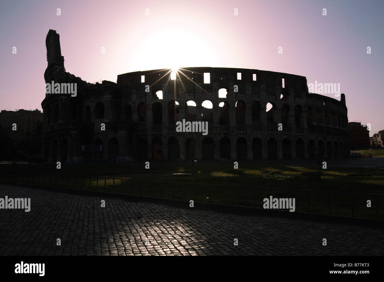 Colosseum sunrise rome italy hi-res stock photography and images - Alamy