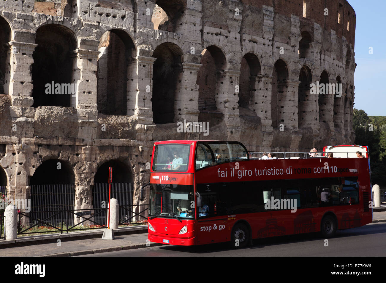 Coach bus italy hi-res stock photography and images - Alamy