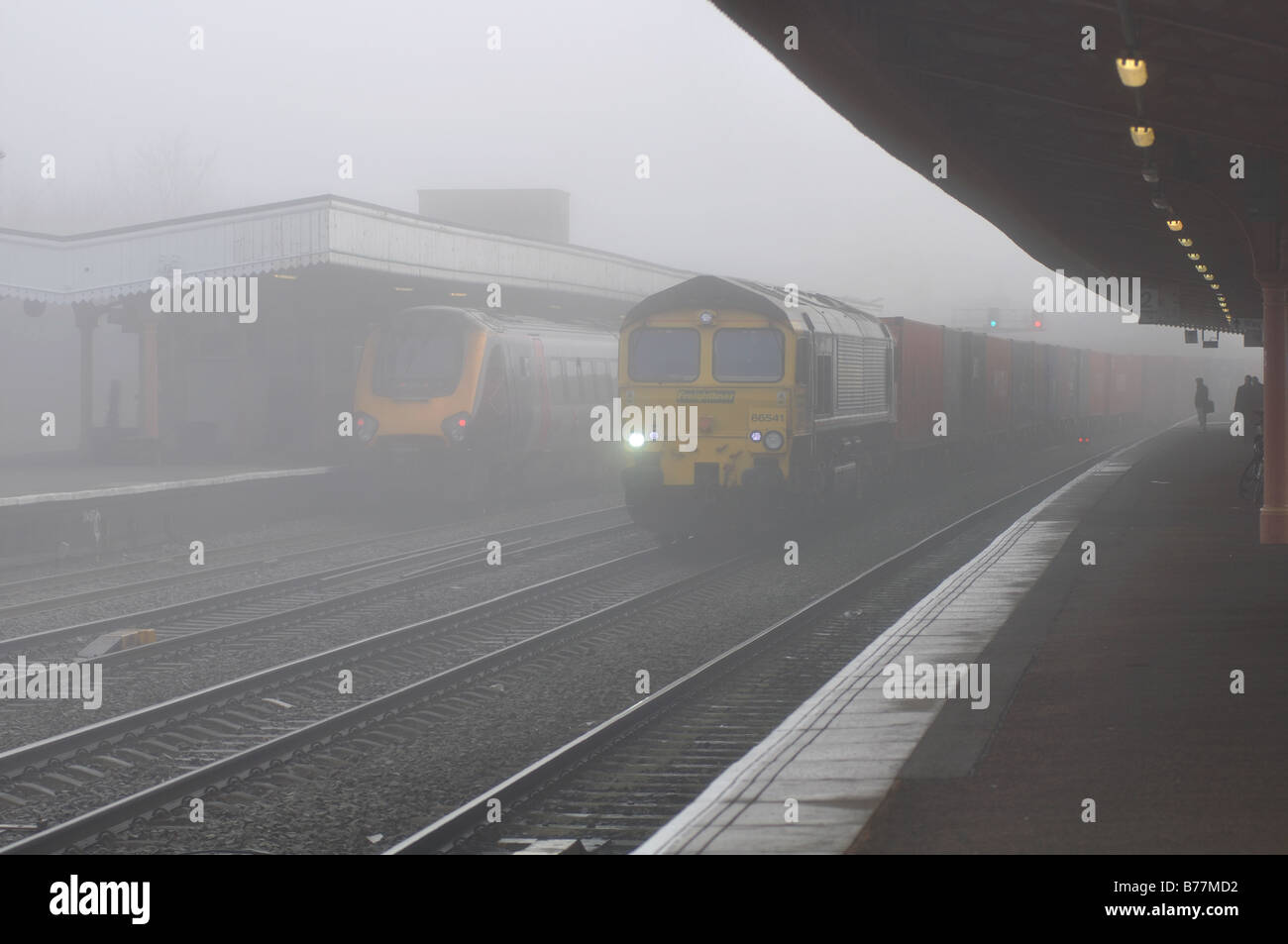 Passenger trains hi-res stock photography and images - Alamy
