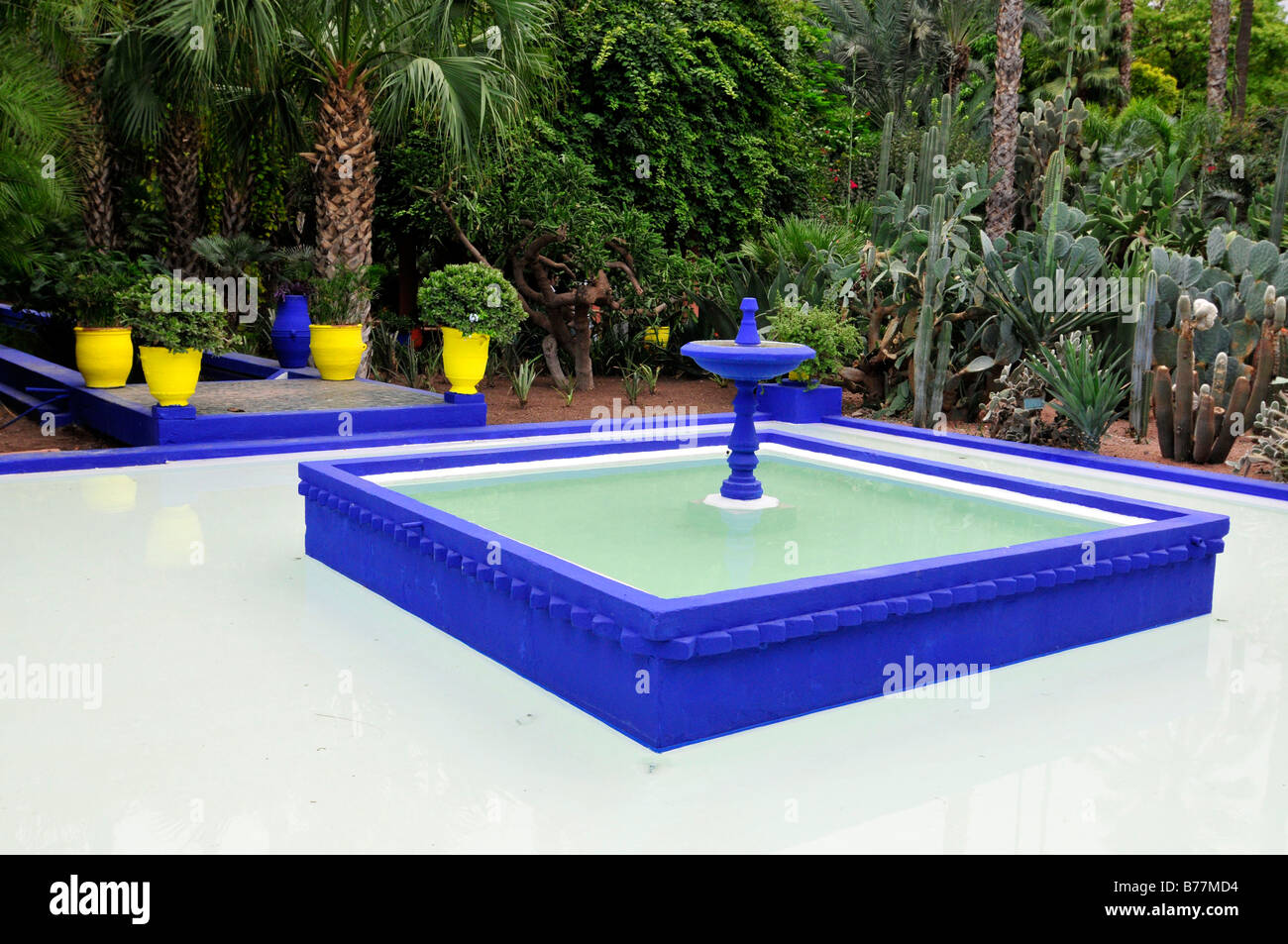 Morocco water fountain hi-res stock photography and images - Alamy