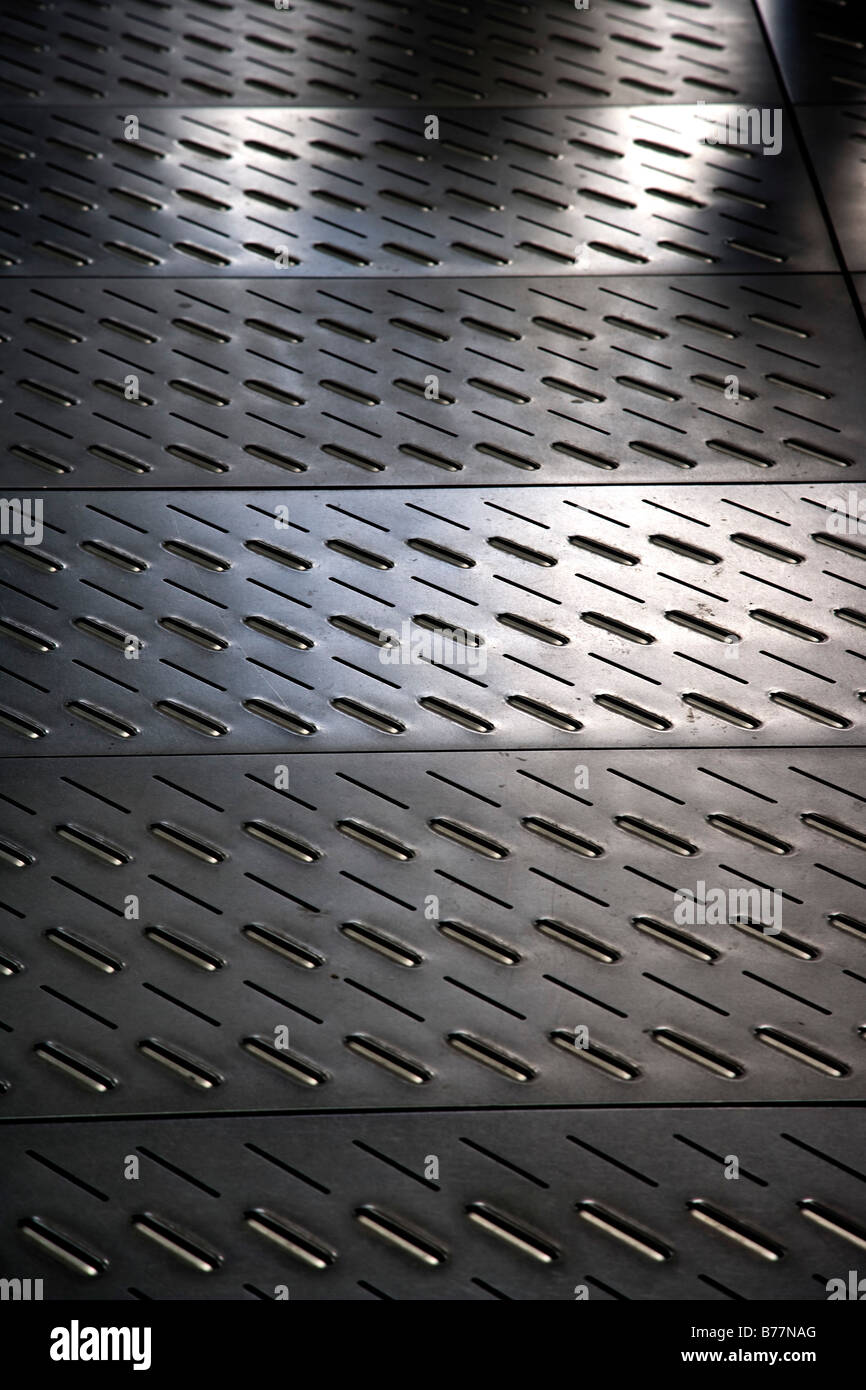 Steel frame structures hi-res stock photography and images - Alamy