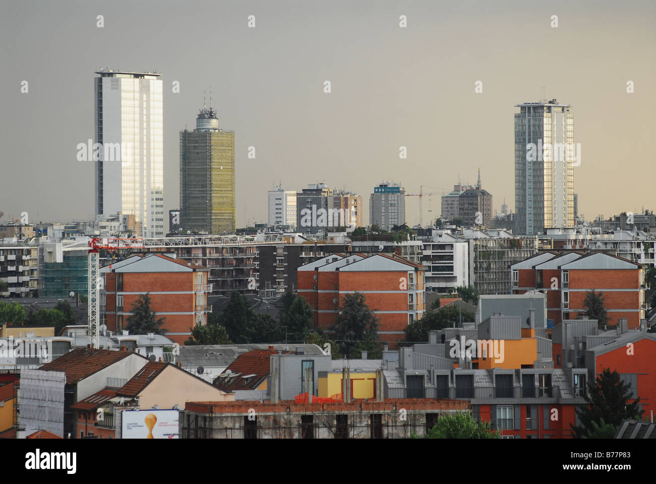 Pirelli skyscraper milan hi-res stock photography and images - Alamy
