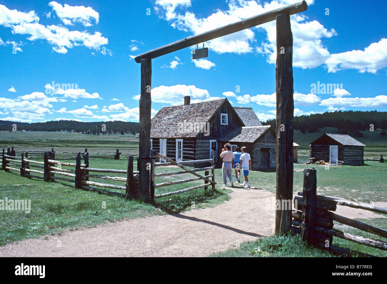 People touring Hornbeck Homestead at Florissant Fossil Beds National ...