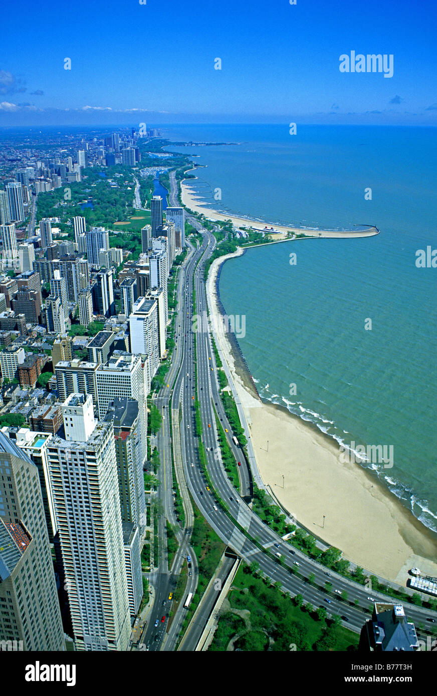Lakeshore drive chicago aerial hi-res stock photography and images - Alamy