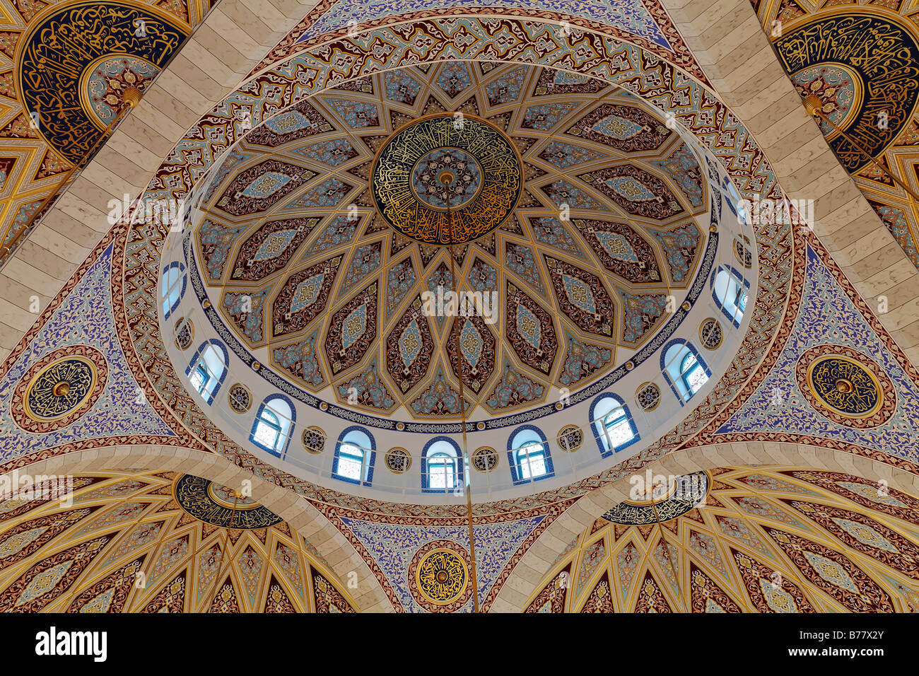 Mosque interior hi-res stock photography and images - Alamy