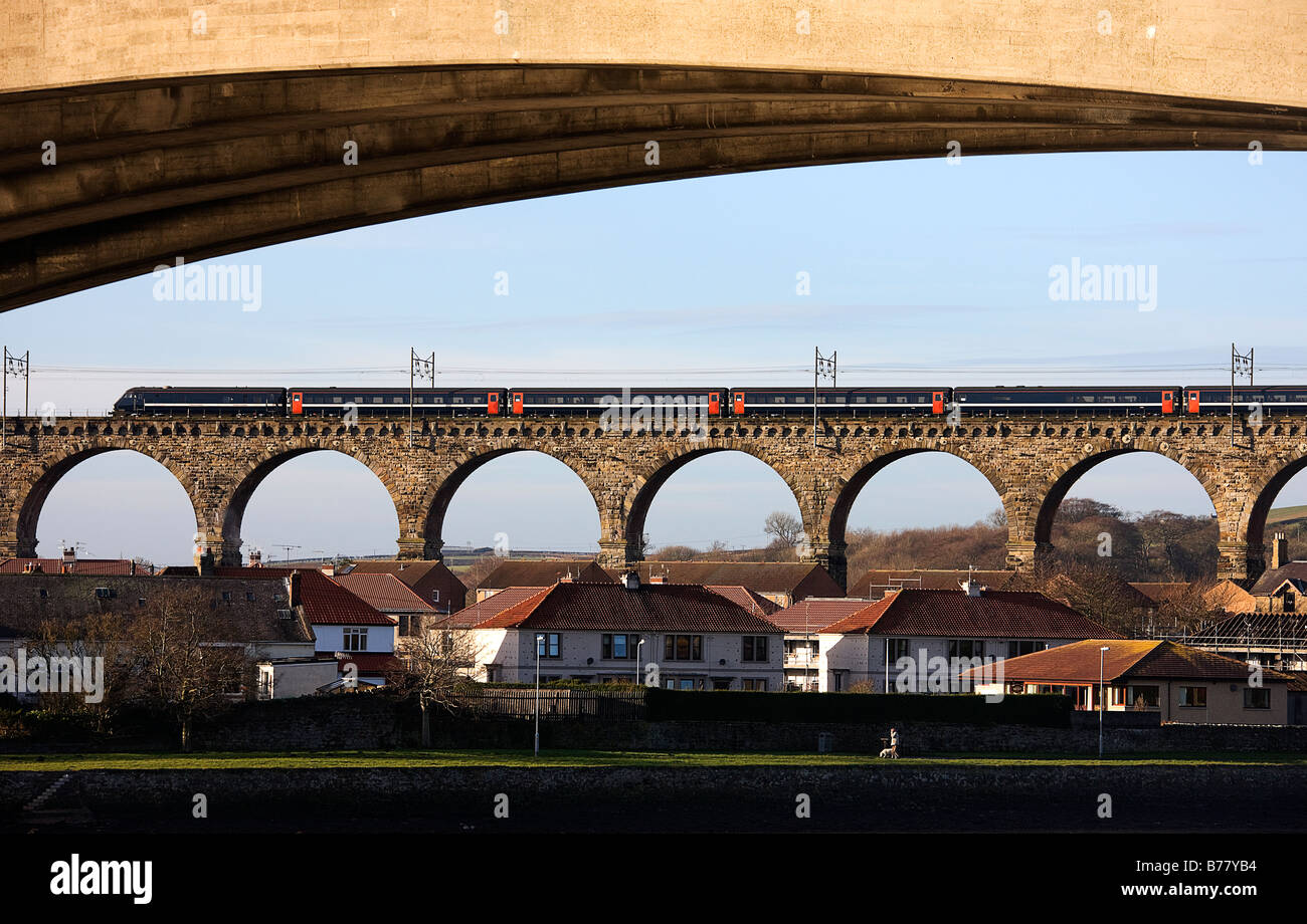 Berwick upon tweed station hi-res stock photography and images - Alamy