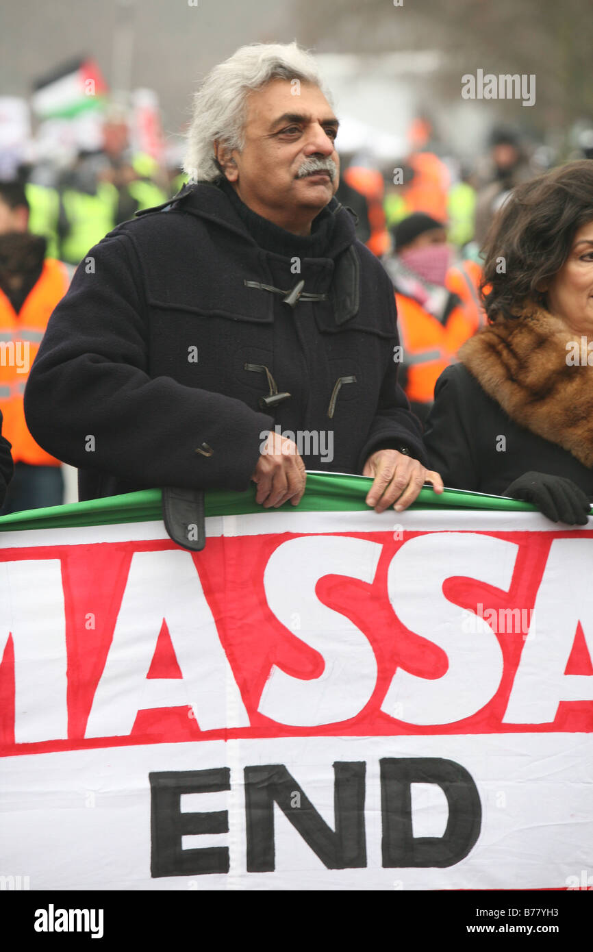 a portrait of tariq ali during the anti war protest in hyde park corner ...