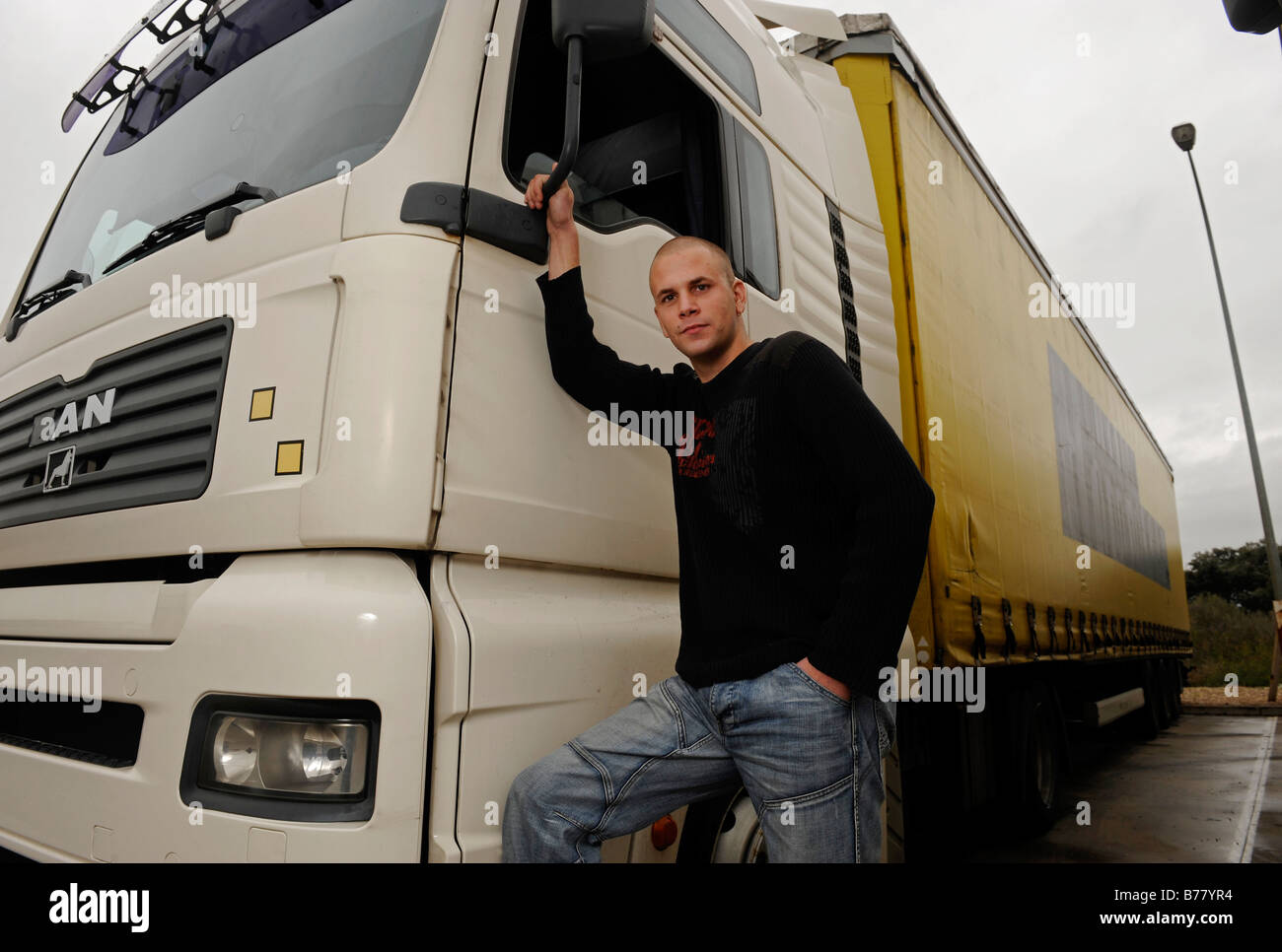 Lorry drivers haulage hi-res stock photography and images - Alamy