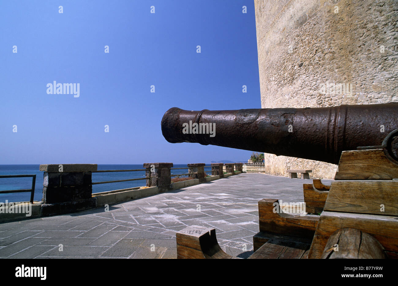 Italy Cannon High Resolution Stock Photography and Images - Alamy