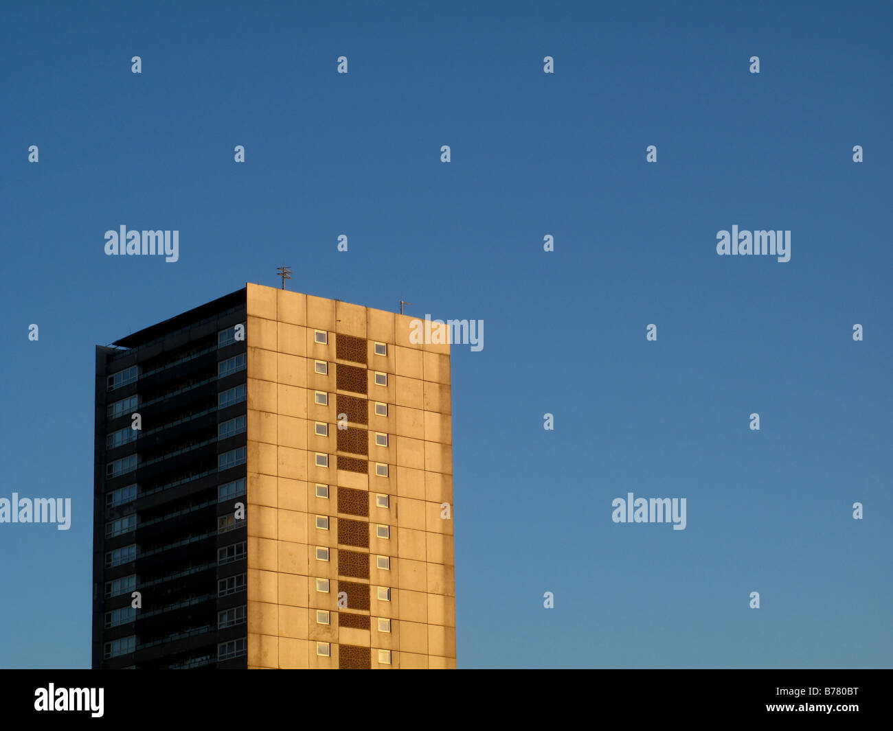 UK tower block Stock Photo - Alamy