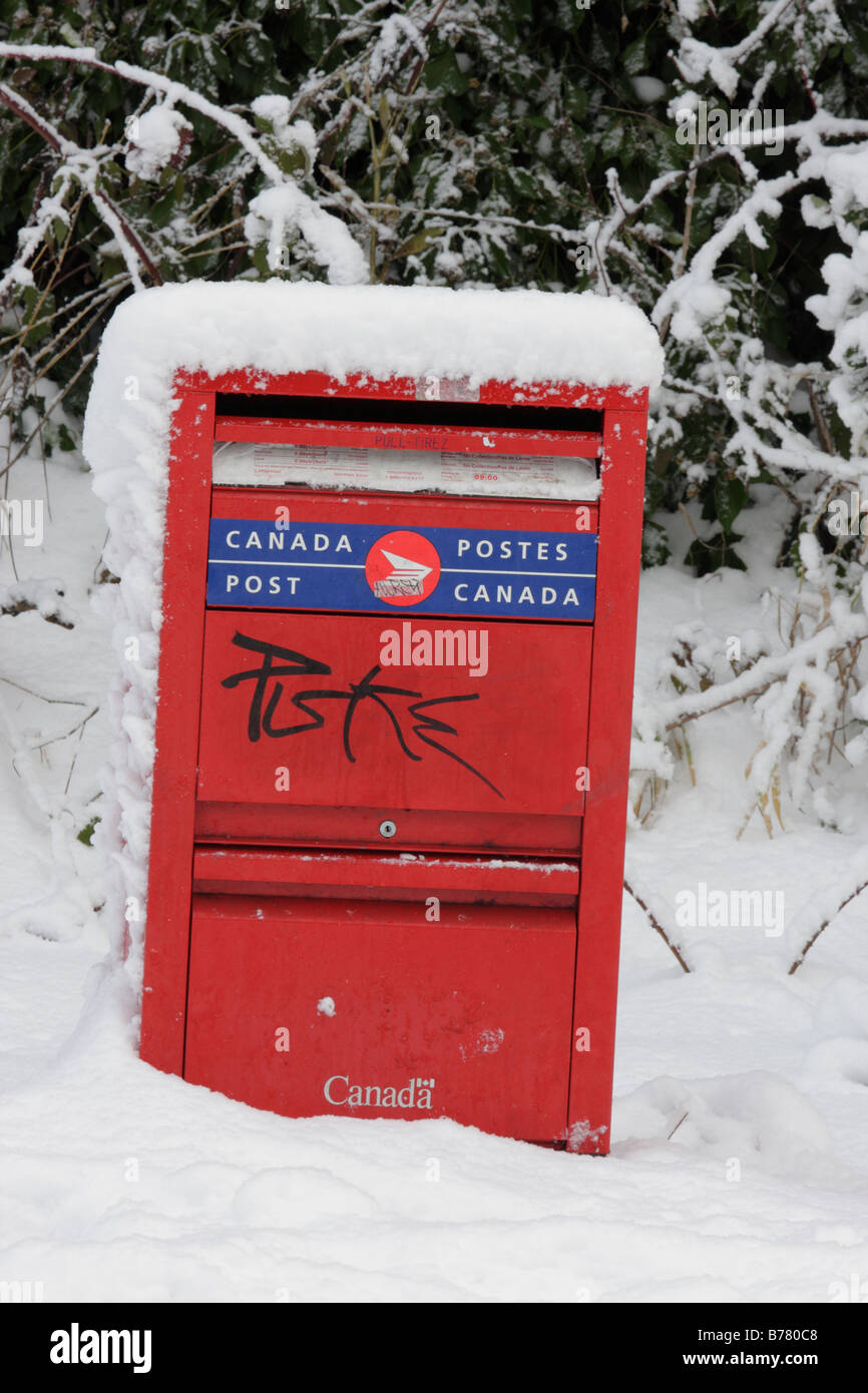 Rare post box hi-res stock photography and images - Alamy