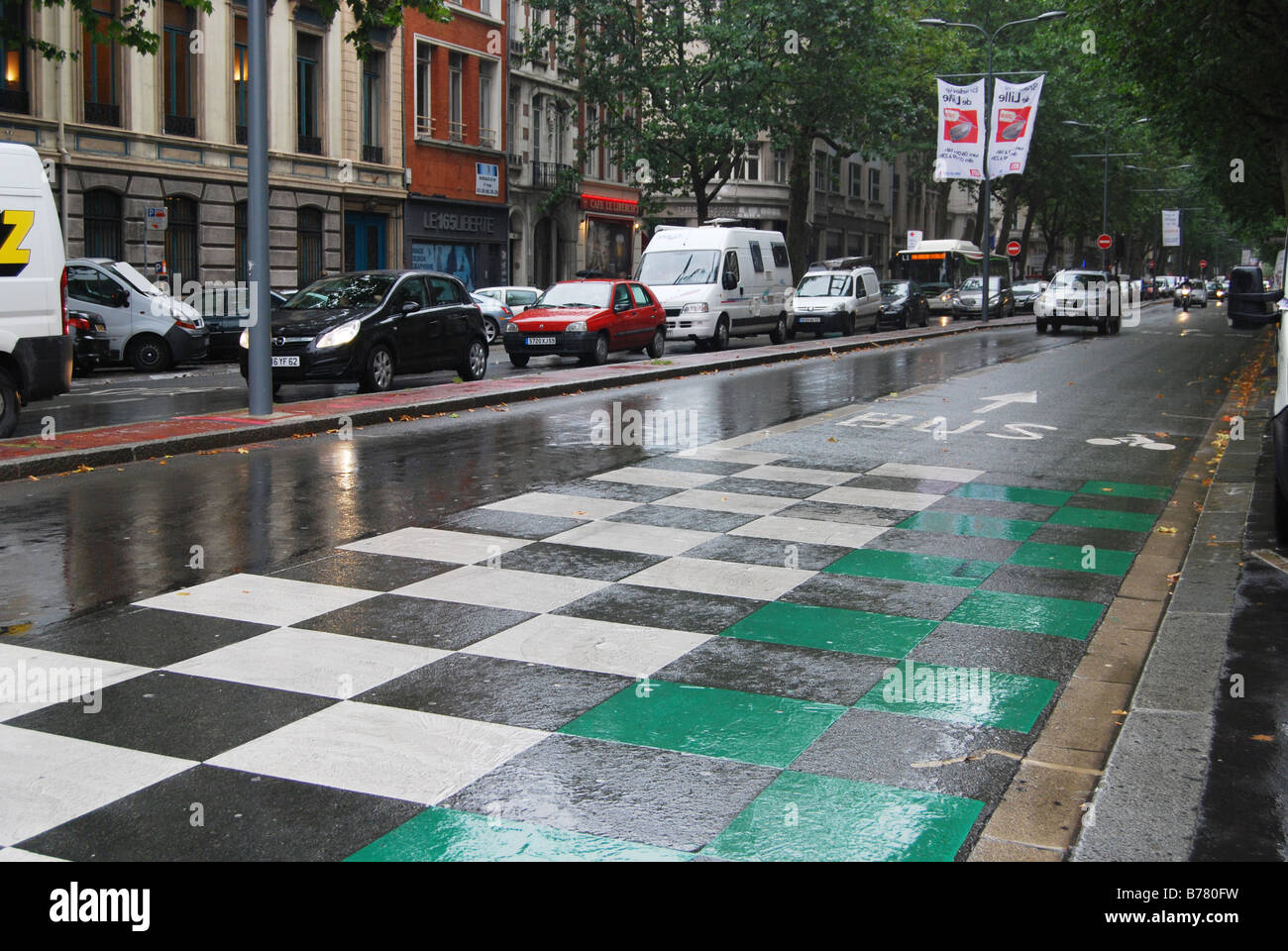 Bus lane design hi-res stock photography and images - Alamy