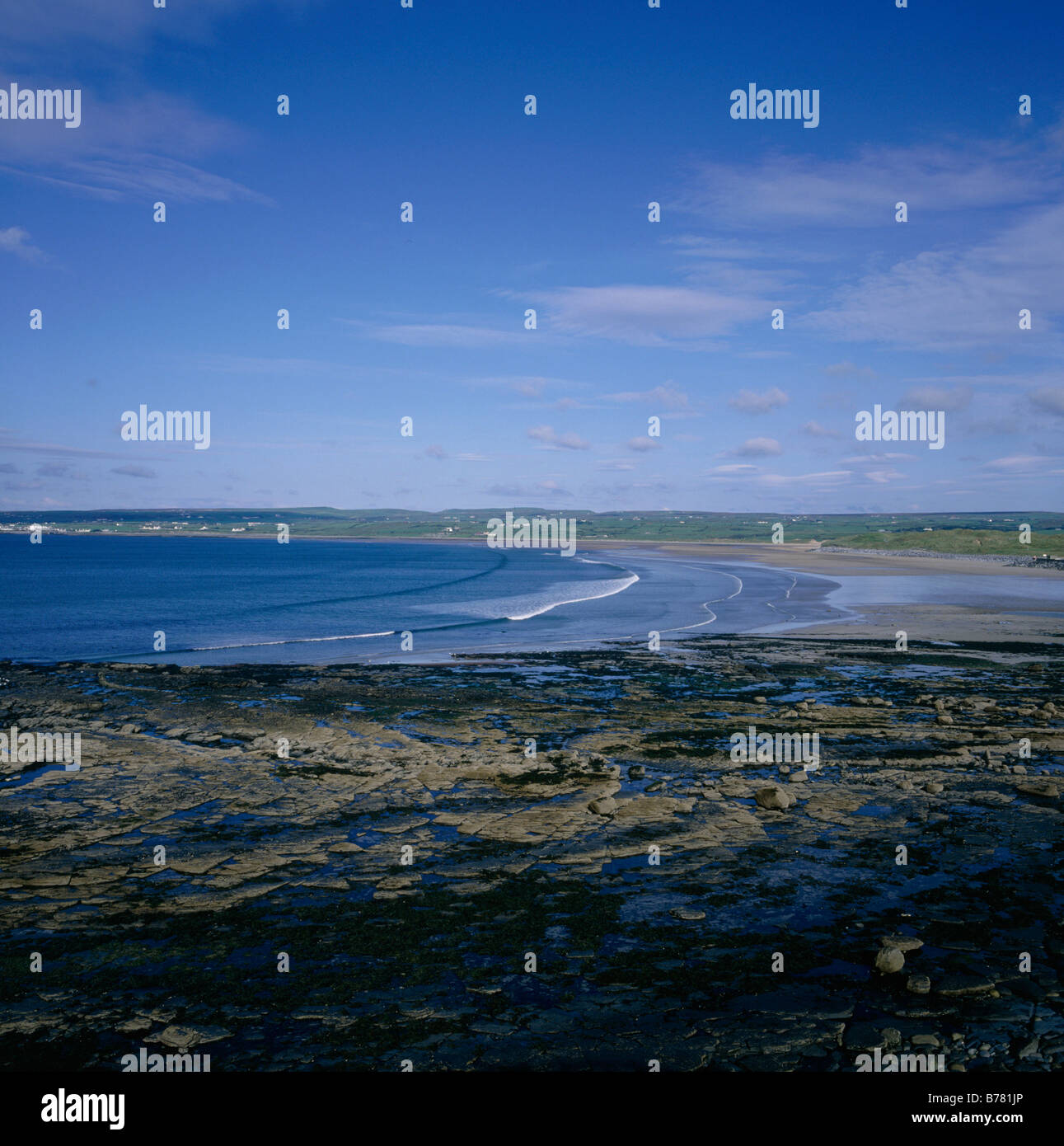 Lahinch beach liscannor bay clare hi-res stock photography and images ...
