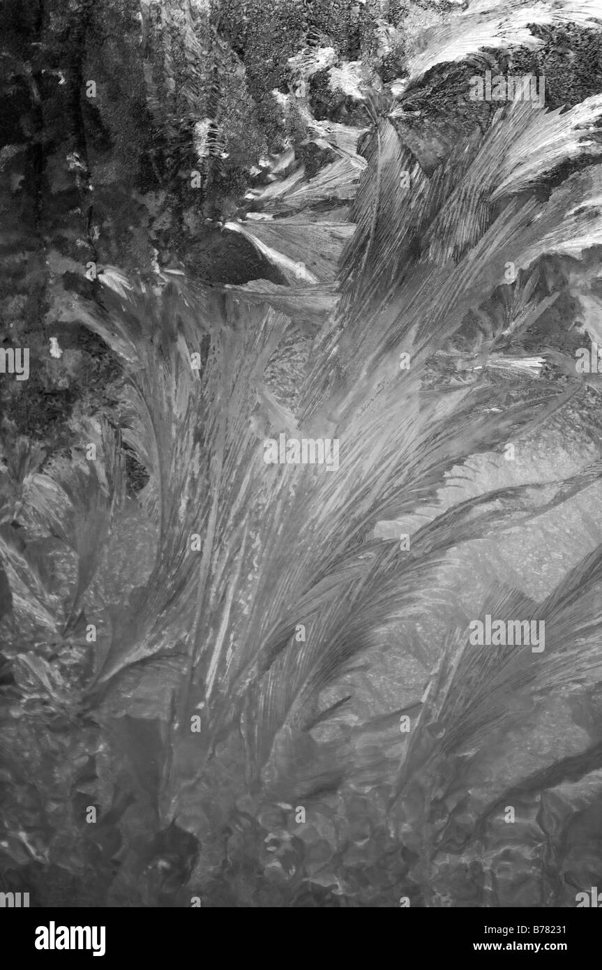 Temperature below zero Black and White Stock Photos & Images - Alamy