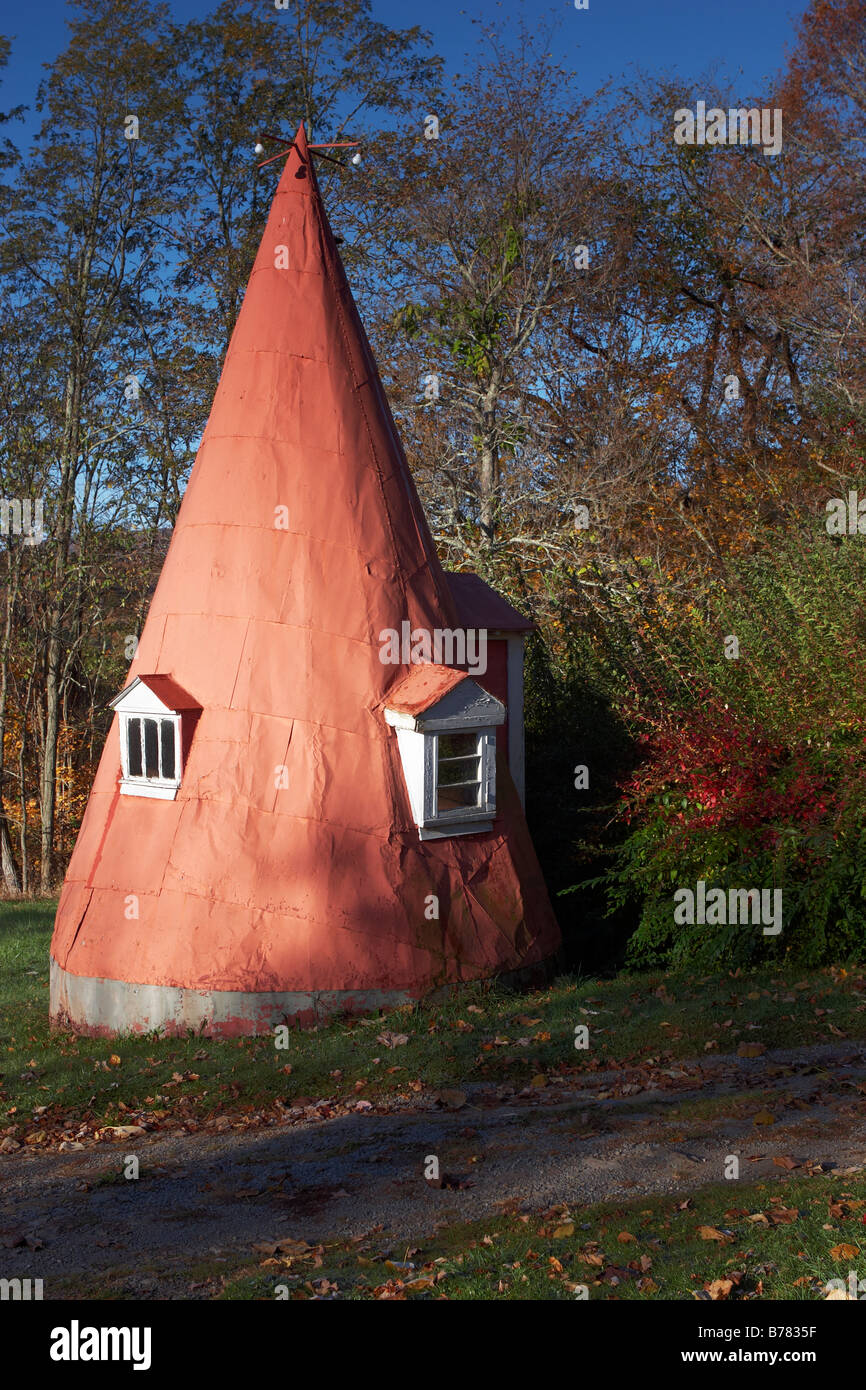 Cone shaped building hi-res stock photography and images - Alamy