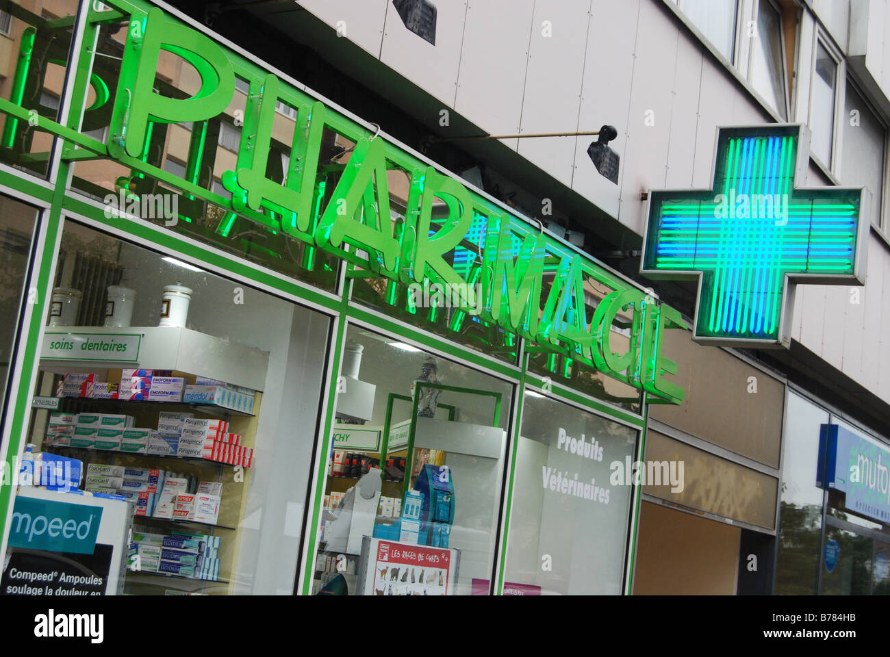 Store front neon lighting hi-res stock photography and images - Alamy