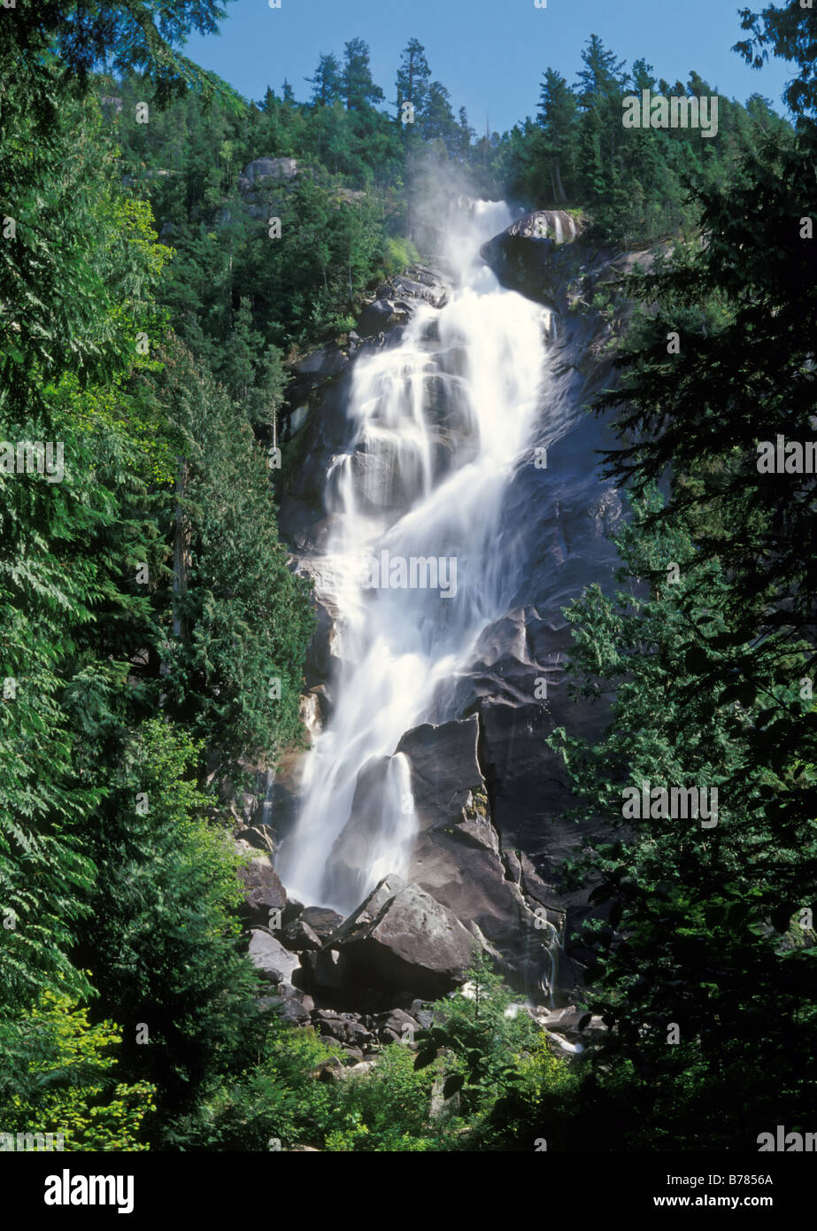 Shannon falls near squamish hi-res stock photography and images - Alamy