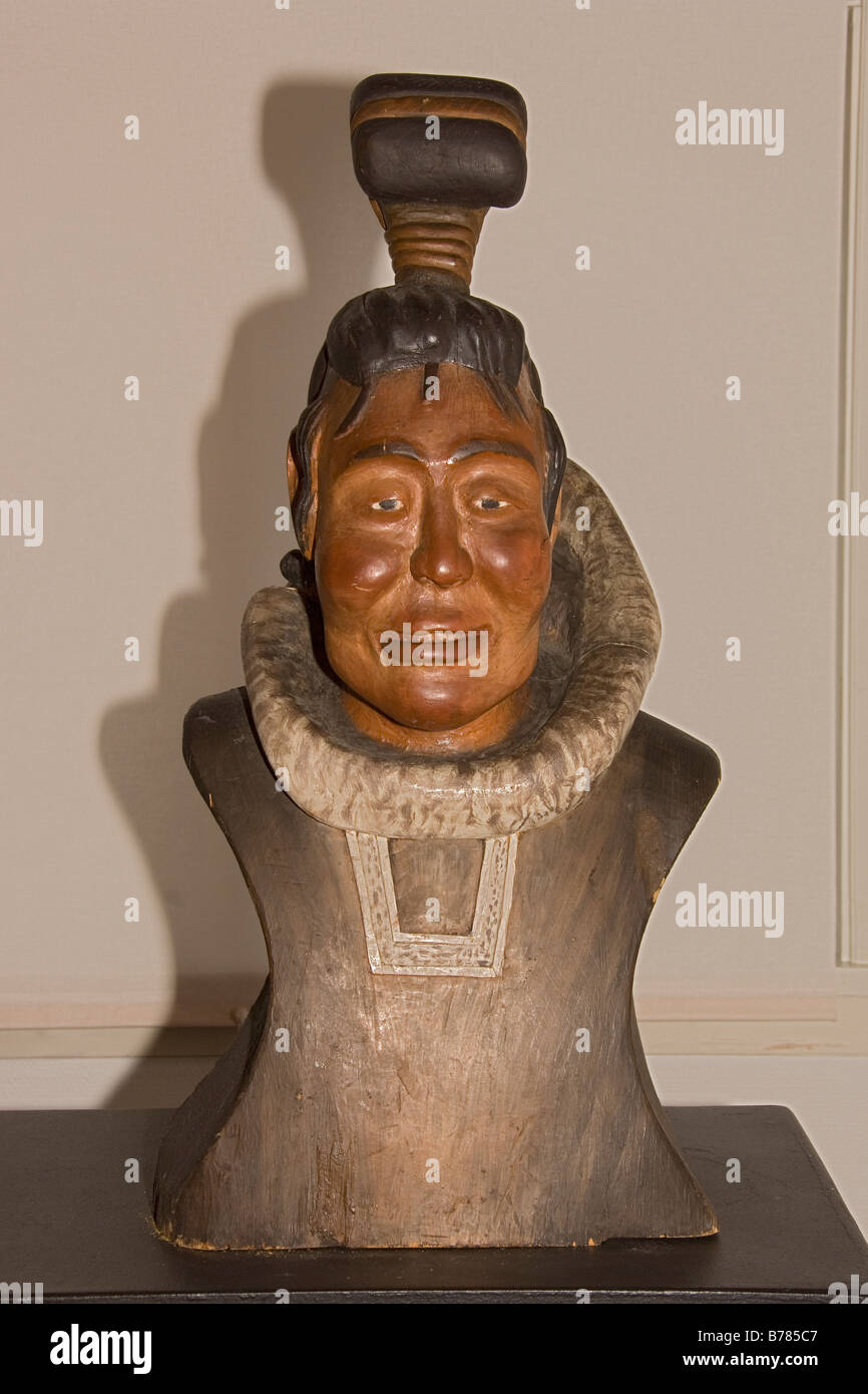 Inuit artist hi-res stock photography and images - Alamy