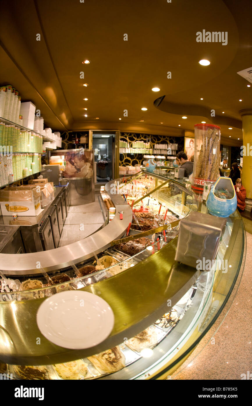 Italian gelato rome hi-res stock photography and images - Alamy