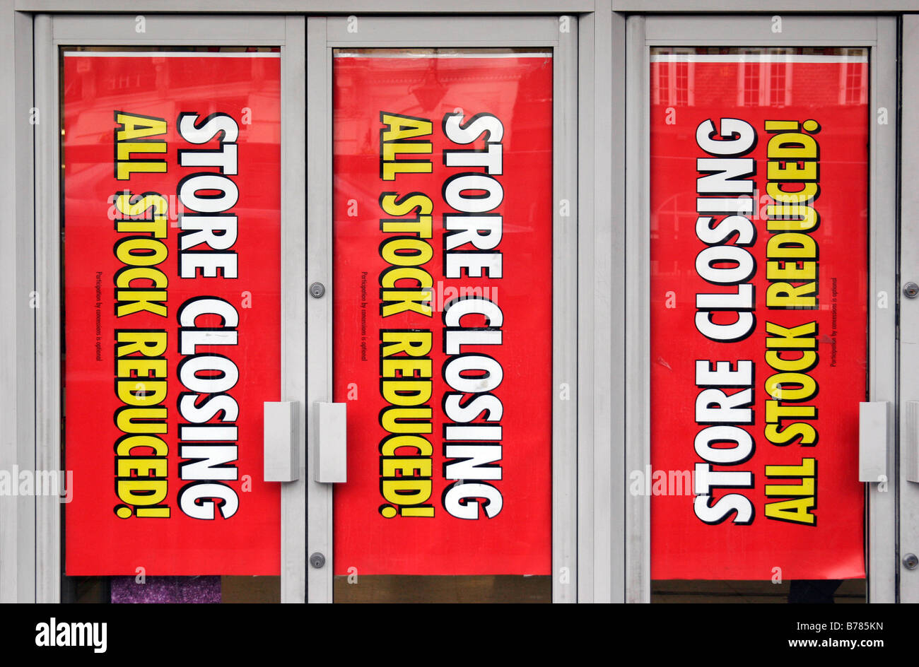 Store Closing signs in the window of the Swiss Cottage Woolworths on ...