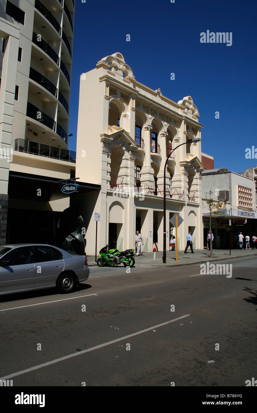 Railway hotel perth hi-res stock photography and images - Alamy