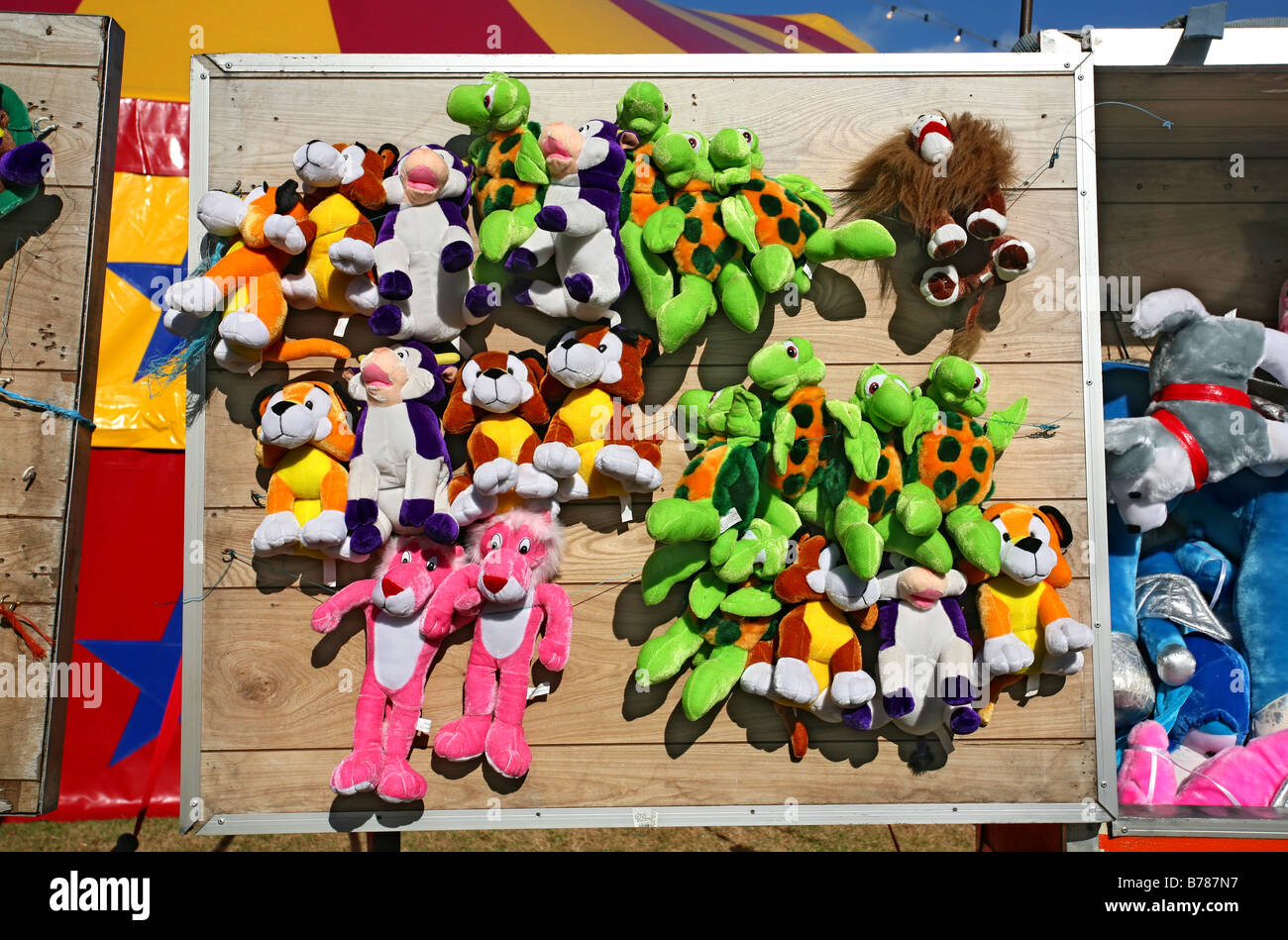 Circus sideshow hi-res stock photography and images - Alamy