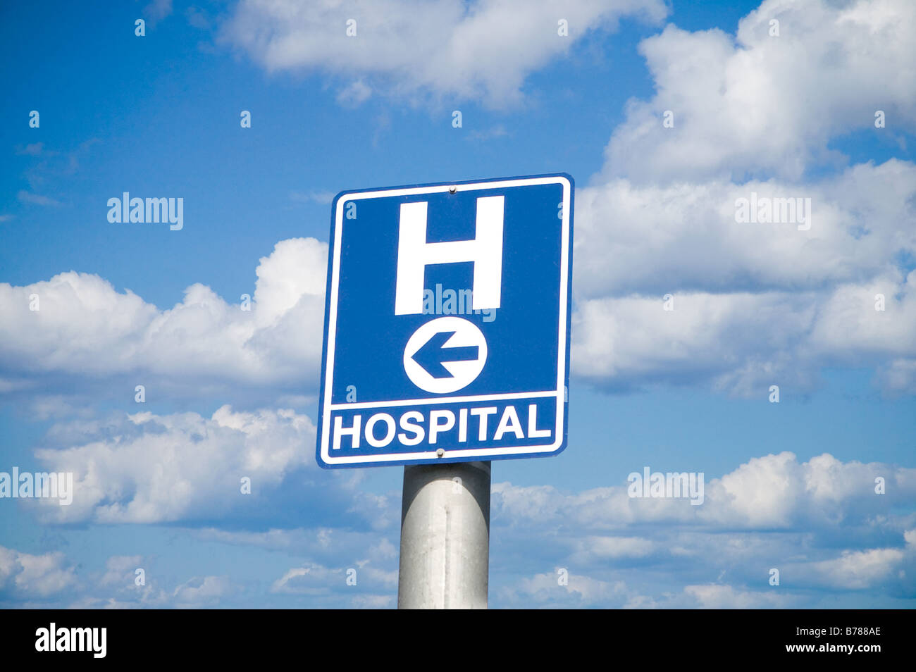 hospital sign Stock Photo: 21695142 - Alamy