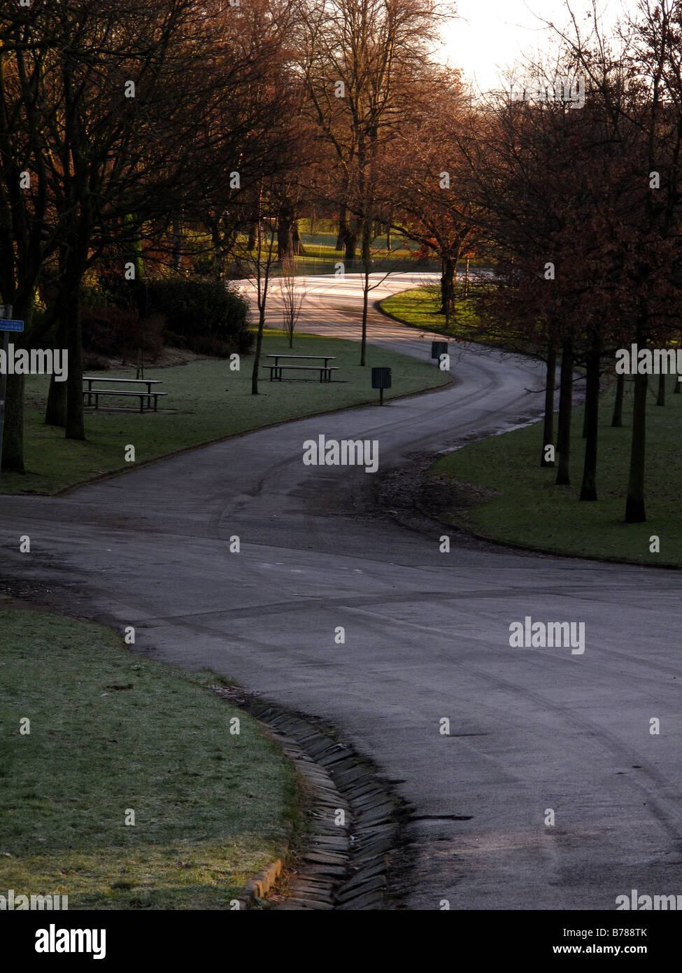 Frosty path in park Stock Photo - Alamy