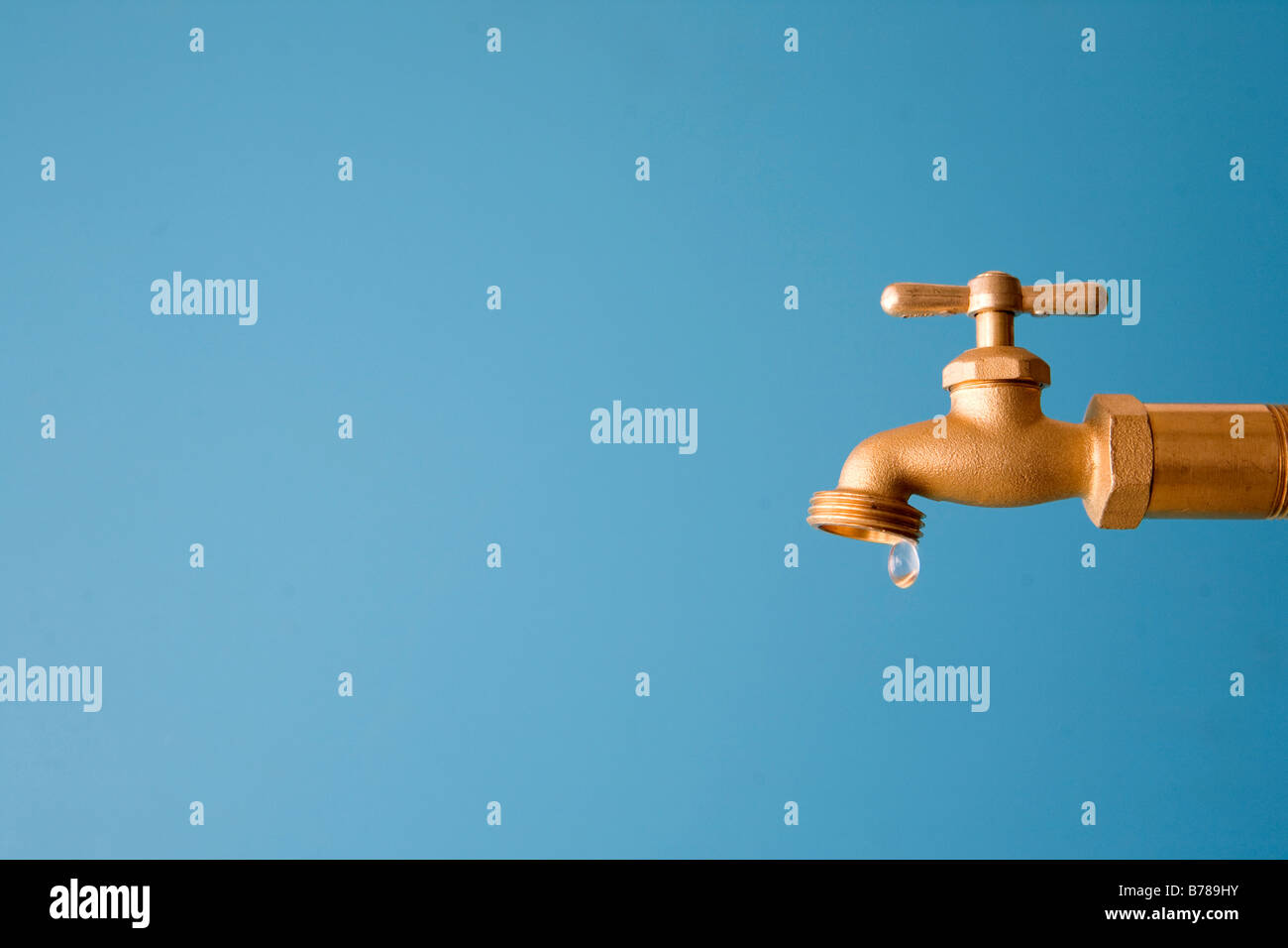 Faucet water hi-res stock photography and images - Alamy