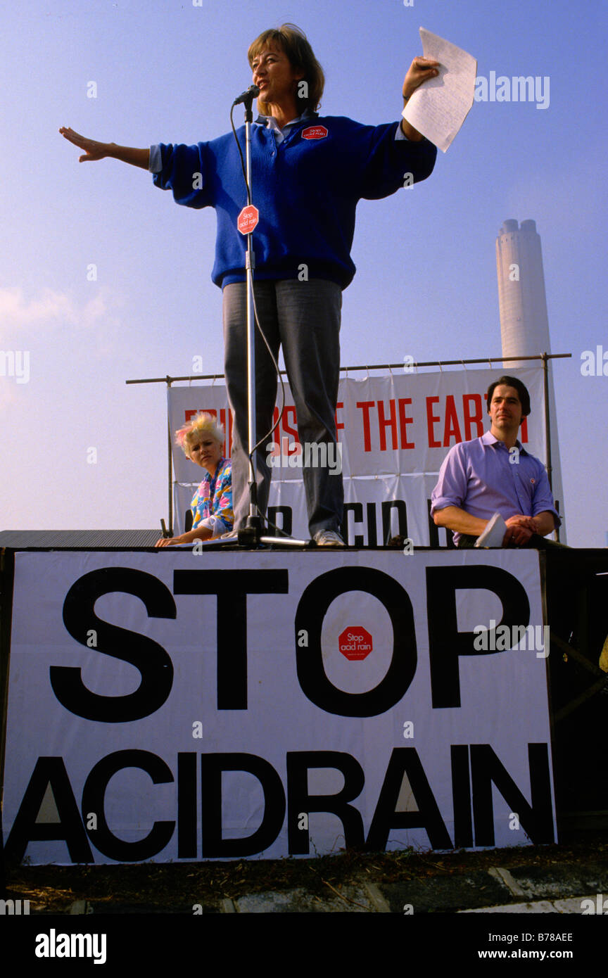 FRIENDS OF EARTH DEMO AT DIDCOT POWER STATION 1985 Beate Weber German ...
