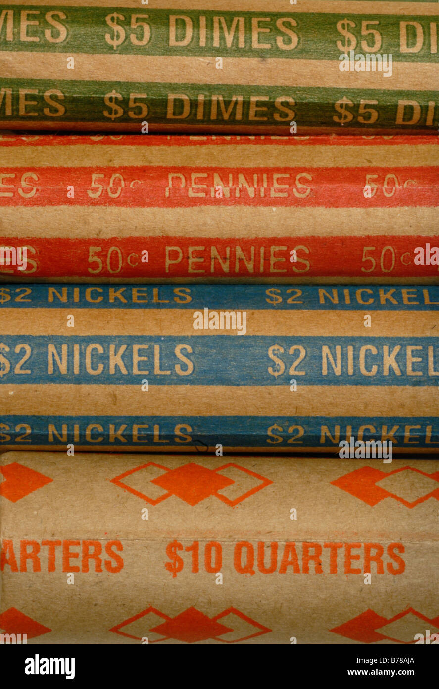 Roll of quarters hi-res stock photography and images - Alamy
