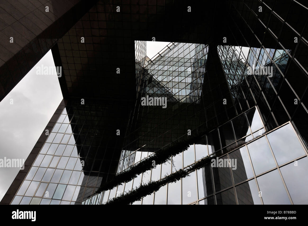 No 1 london bridge hi-res stock photography and images - Alamy