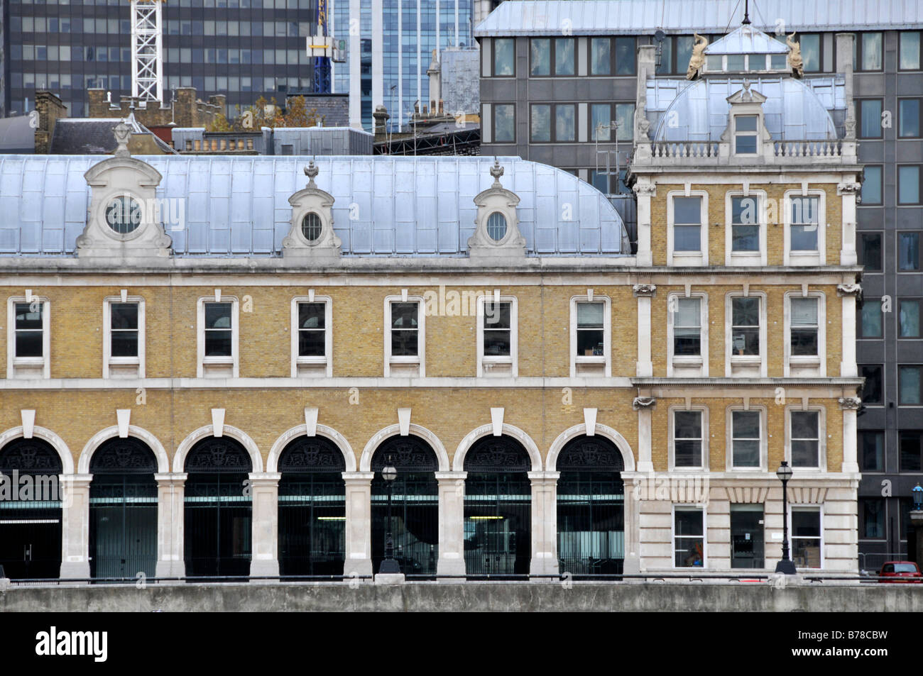 Building Near London Bridge Thames River Stock Photo Alamy building-near-london-bridge-thames-river-stock-photo-alamy
