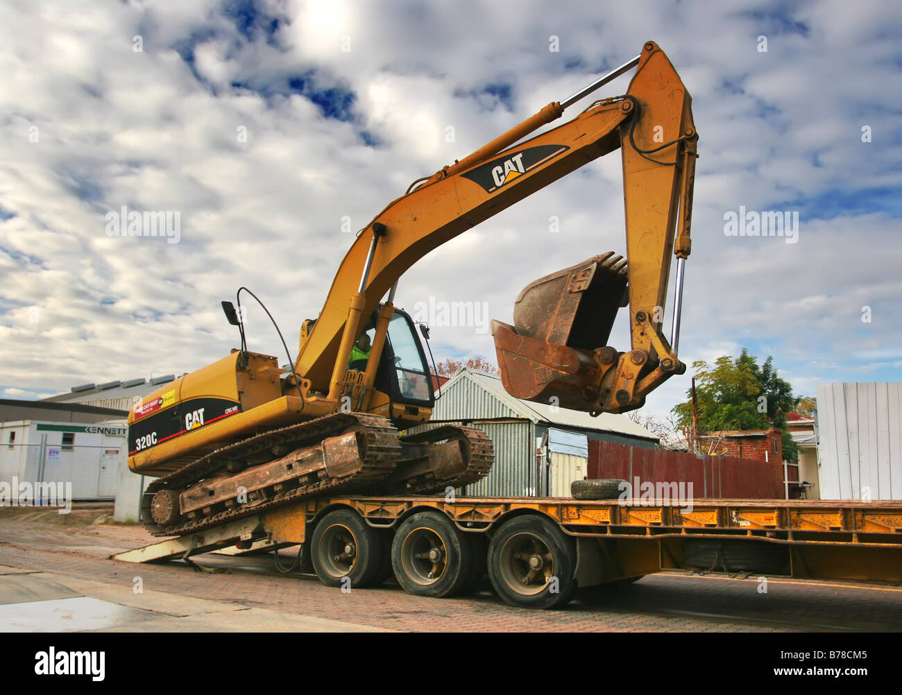 Excavator loading truck hi-res stock photography and images - Alamy