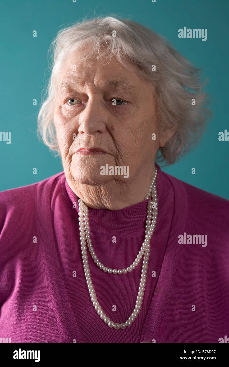 Portrait of an old woman Stock Photo - Alamy