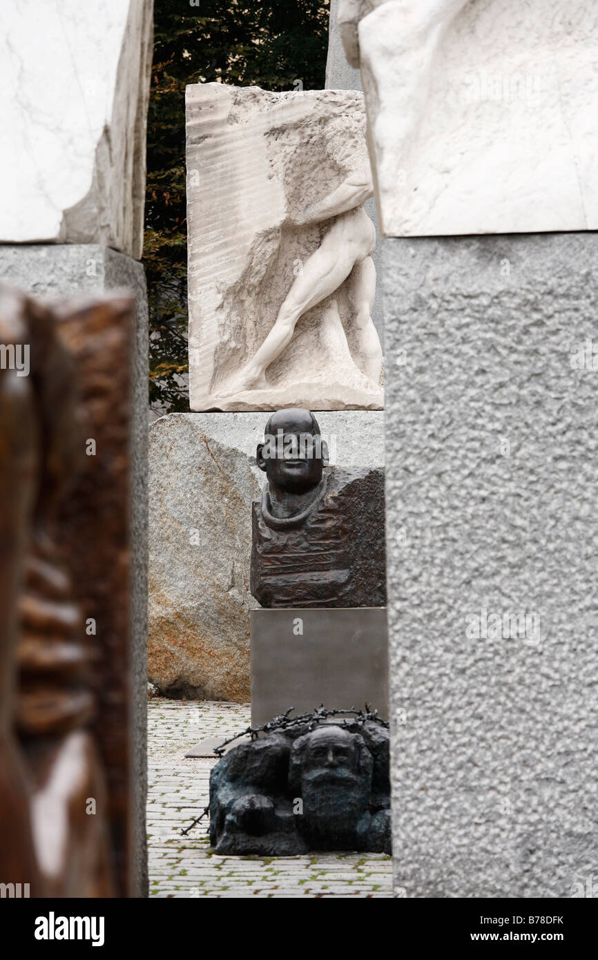 Sculptures by Alfred Hrdlicka on Albertinaplatz, Vienna, Austria ...